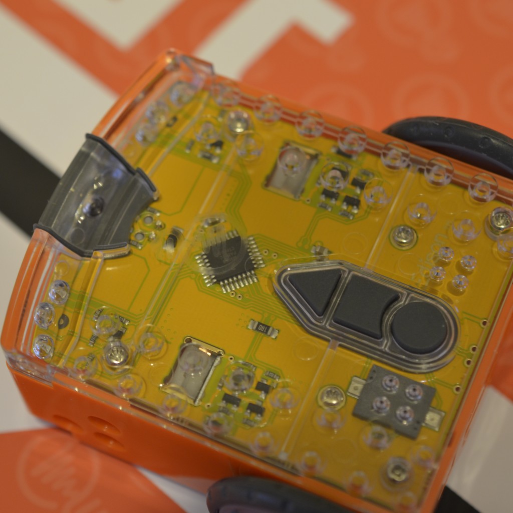 Edison - Robotfun - Robotics Classes & Parties